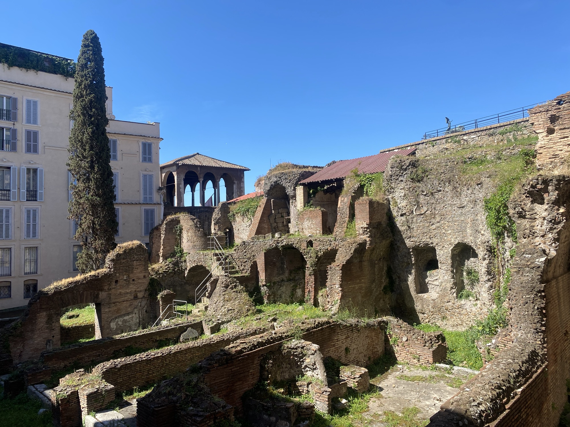 Casual Ruins I: Rome – Ann Davis-Rowe